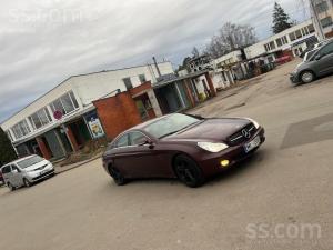Sarkans Mercedes-Benz CLS 350 2005 Rīga, ar dzinēja tilpumu 3.50 L un nobraukumu 245 tūkst. km par 2250 €, foto 3 vietnē AUTOMOTO.COM.LV