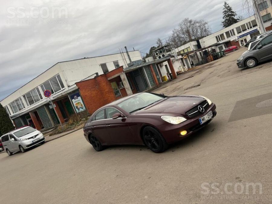 Sarkans Mercedes-Benz CLS 350 2005 Rīga, ar dzinēja tilpumu 3.50 L un nobraukumu 245 tūkst. km par 2250 €, foto 3 vietnē AUTOMOTO.COM.LV