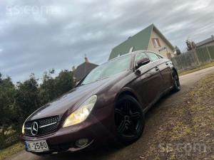 Sarkans Mercedes-Benz CLS 350 2005 Rīga, ar dzinēja tilpumu 3.50 L un nobraukumu 245 tūkst. km par 2250 €, foto 8 vietnē AUTOMOTO.COM.LV