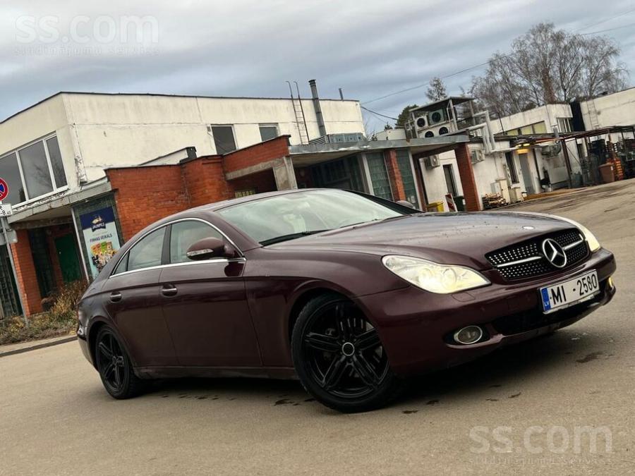 Sarkans Mercedes-Benz CLS 350 2005 Rīga, ar dzinēja tilpumu 3.50 L un nobraukumu 245 tūkst. km par 2250 €, foto 9 vietnē AUTOMOTO.COM.LV