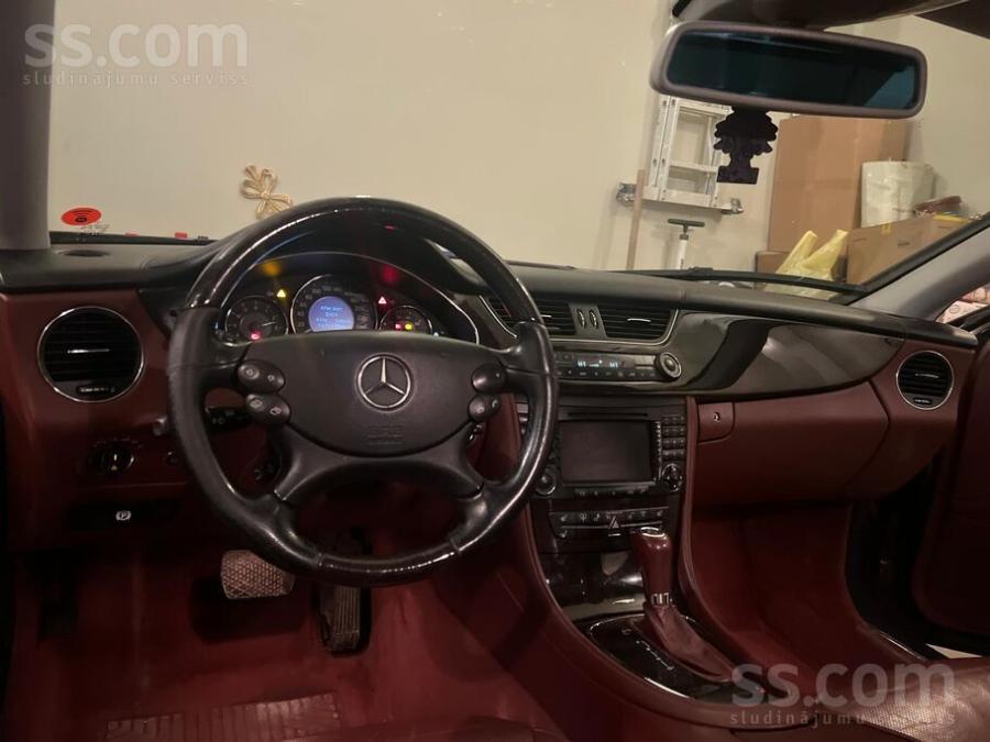 Sarkans Mercedes-Benz CLS 350 2005 Rīga, ar dzinēja tilpumu 3.50 L un nobraukumu 245 tūkst. km par 2250 €, foto 12 vietnē AUTOMOTO.COM.LV
