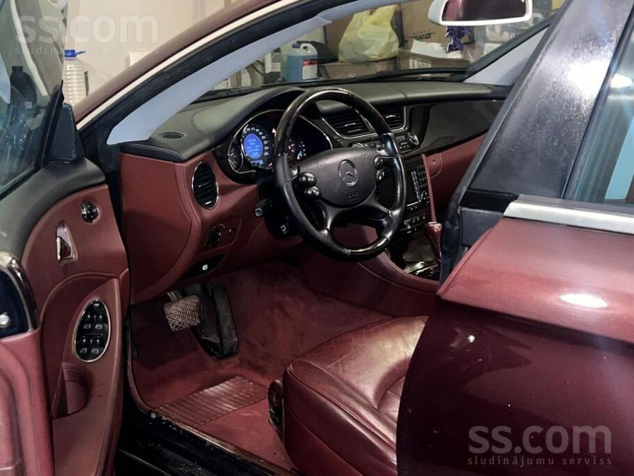 Sarkans Mercedes-Benz CLS 350 2005 Rīga, ar dzinēja tilpumu 3.50 L un nobraukumu 245 tūkst. km par 2250 €, foto 13 vietnē AUTOMOTO.COM.LV