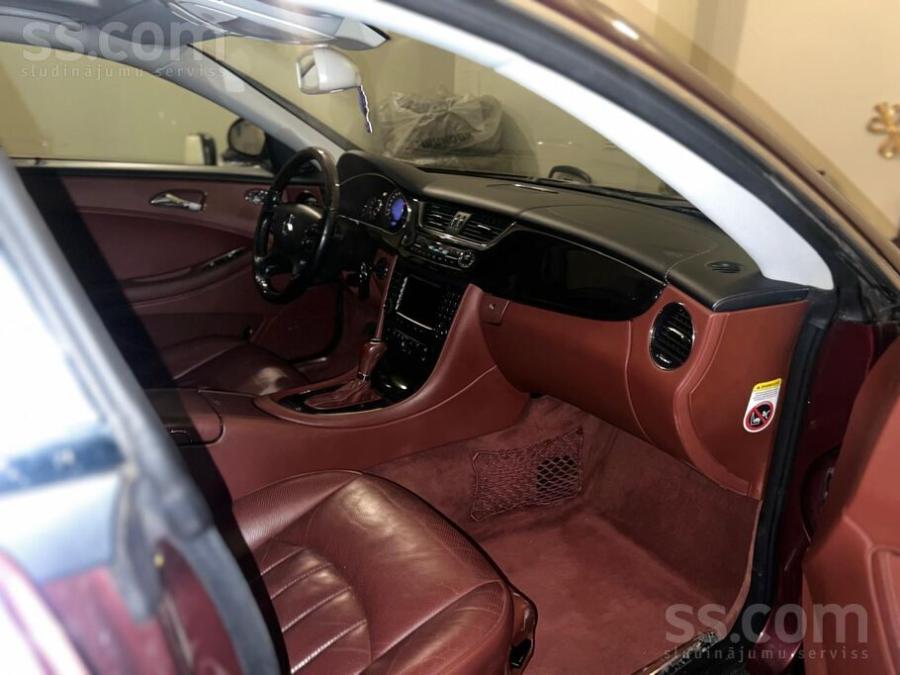 Sarkans Mercedes-Benz CLS 350 2005 Rīga, ar dzinēja tilpumu 3.50 L un nobraukumu 245 tūkst. km par 2250 €, foto 14 vietnē AUTOMOTO.COM.LV