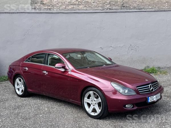 Sarkans Mercedes-Benz CLS 350 2005 Rīga, ar dzinēja tilpumu 3.50 L un nobraukumu 295 tūkst. km par 3900 €, foto 1 vietnē AUTOMOTO.COM.LV