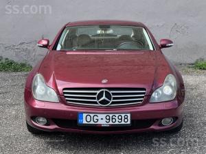 Красный Мерседес ЦЛС 350 2005 в Рига, объемом двигателя 3.50 л и пробегом 295 тыс. км за 3900 €, фото 4 на AUTOMOTO.COM.LV