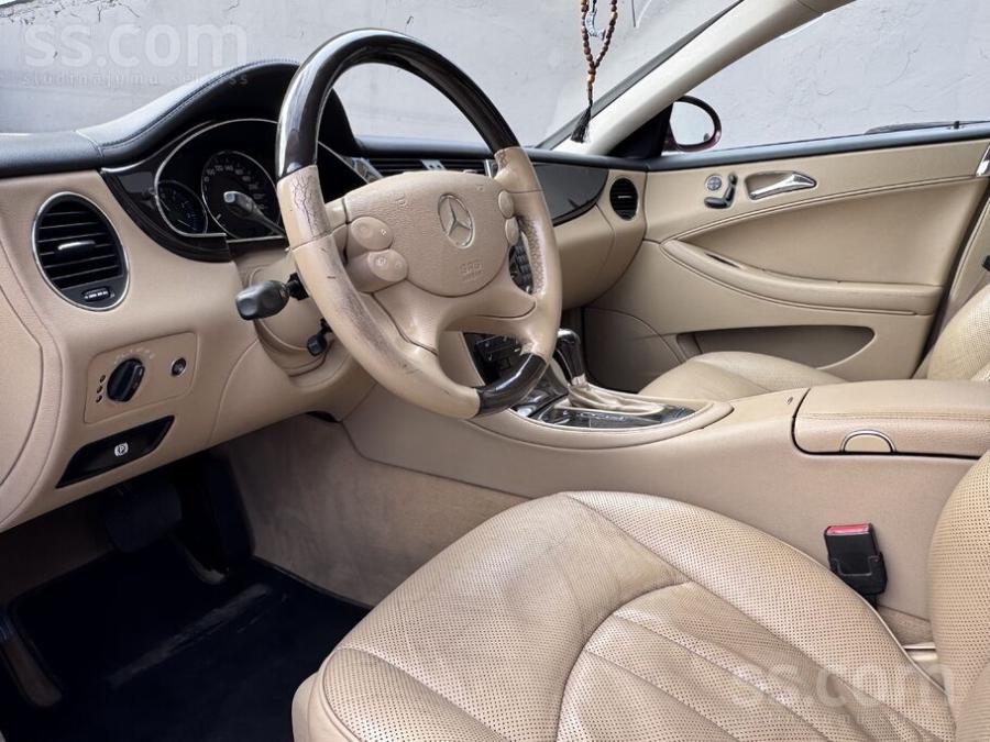 Красный Мерседес ЦЛС 350 2005 в Рига, объемом двигателя 3.50 л и пробегом 295 тыс. км за 3900 €, фото 7 на AUTOMOTO.COM.LV