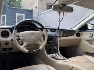 Красный Мерседес ЦЛС 350 2005 в Рига, объемом двигателя 3.50 л и пробегом 295 тыс. км за 3900 €, фото 9 на AUTOMOTO.COM.LV