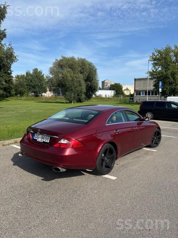 Sarkans Mercedes-Benz CLS 350 2005 Rīga, ar dzinēja tilpumu 3.50 L un nobraukumu 294 tūkst. km par 4200 €, foto 2 vietnē AUTOMOTO.COM.LV