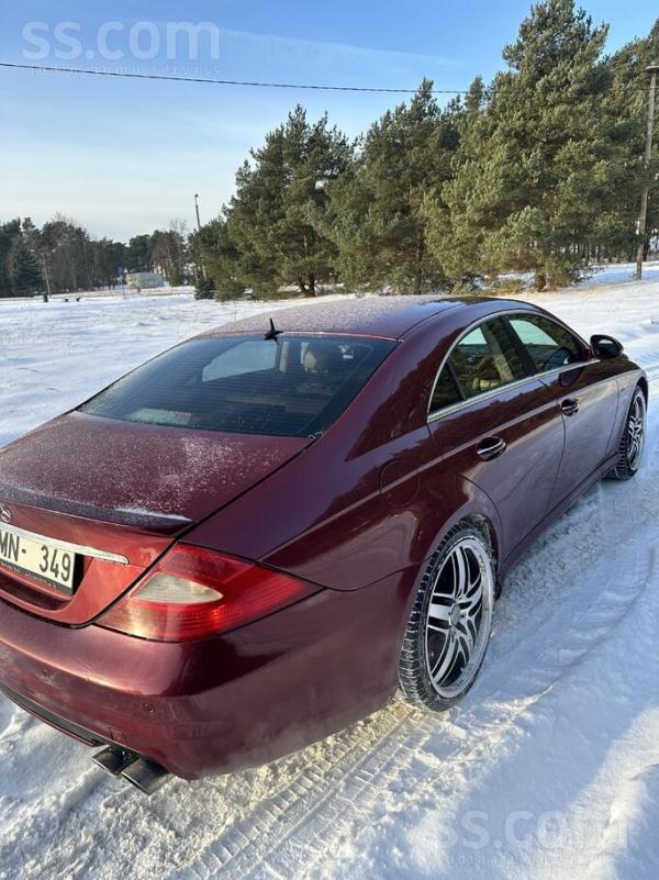 Красный Мерседес ЦЛС 350 2005 в Вентспилс, объемом двигателя 3.50 л и пробегом 260 тыс. км за 4800 €, фото 7 на AUTOMOTO.COM.LV