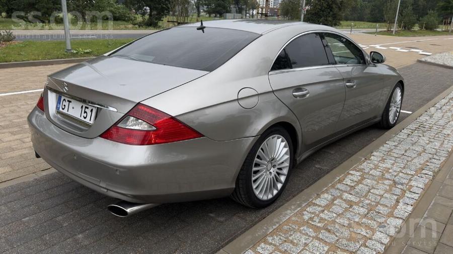 Mercedes-Benz CLS 350 2005 in Riga, with an engine capacity of 3.50 L and mileage of 277 thousand km for 7800 €, photo 6 on AUTOMOTO.COM.LV