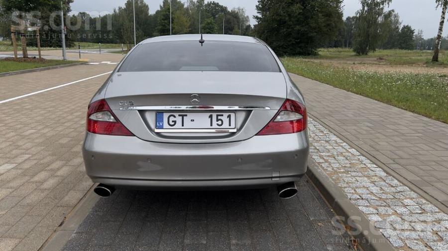 Mercedes-Benz CLS 350 2005 in Riga, with an engine capacity of 3.50 L and mileage of 277 thousand km for 7800 €, photo 7 on AUTOMOTO.COM.LV
