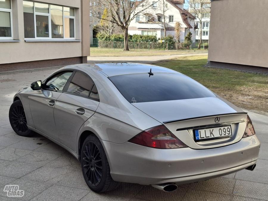 Mercedes-Benz CLS 350 2005 in Silute, with an engine capacity of 3.50 L and mileage of 290 thousand km for 3999 €, photo 5 on AUTOMOTO.COM.LV