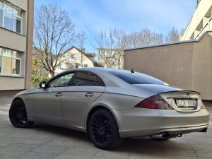 Mercedes-Benz CLS 350 2005 in Silute, with an engine capacity of 3.50 L and mileage of 290 thousand km for 3999 €, photo 9 on AUTOMOTO.COM.LV