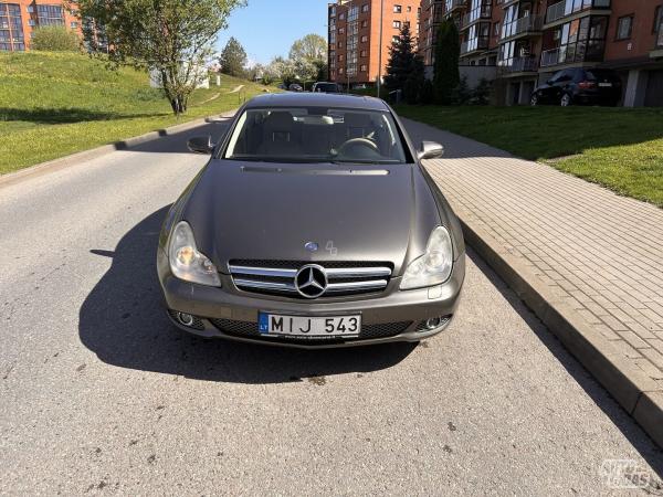 Mercedes-Benz CLS 350 2010 in Vilnius, with an engine capacity of 3.00 L and mileage of 221 thousand km for 8800 €, photo 3 on AUTOMOTO.COM.LV