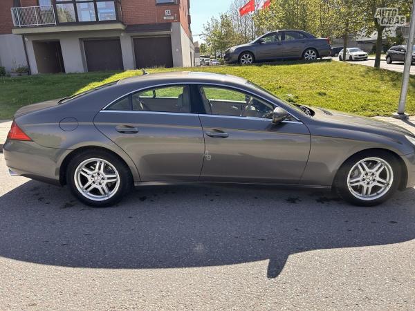 Mercedes-Benz CLS 350 2010 in Vilnius, with an engine capacity of 3.00 L and mileage of 221 thousand km for 8800 €, photo 5 on AUTOMOTO.COM.LV