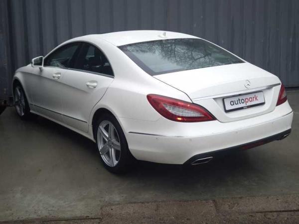 Mercedes-Benz CLS 350 2014 in Vilnius, with an engine capacity of 2.99 L and mileage of 127 thousand km for 15900 €, photo 4 on AUTOMOTO.COM.LV