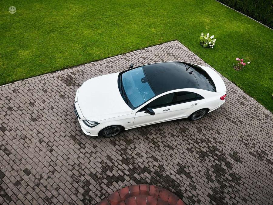 Balts Mercedes-Benz CLS 350 2011 Mažeikiai, ar dzinēja tilpumu 2.99 L un nobraukumu 290 tūkst. km par 12900 €, foto 12 vietnē AUTOMOTO.COM.LV
