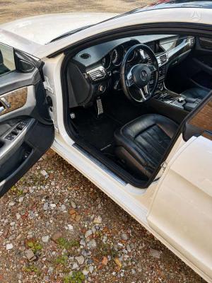 Balts Mercedes-Benz CLS 350 2011 Mažeikiai, ar dzinēja tilpumu 2.99 L un nobraukumu 290 tūkst. km par 12900 €, foto 21 vietnē AUTOMOTO.COM.LV