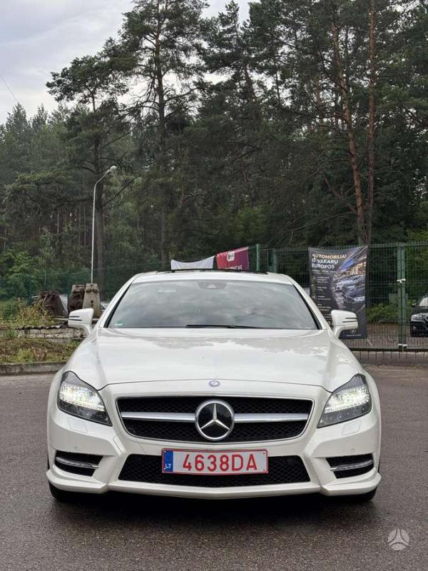 Balts Mercedes-Benz CLS 350 2013 Druskininkai, ar dzinēja tilpumu 2.99 L un nobraukumu 285 tūkst. km par 11999 €, foto 3 vietnē AUTOMOTO.COM.LV