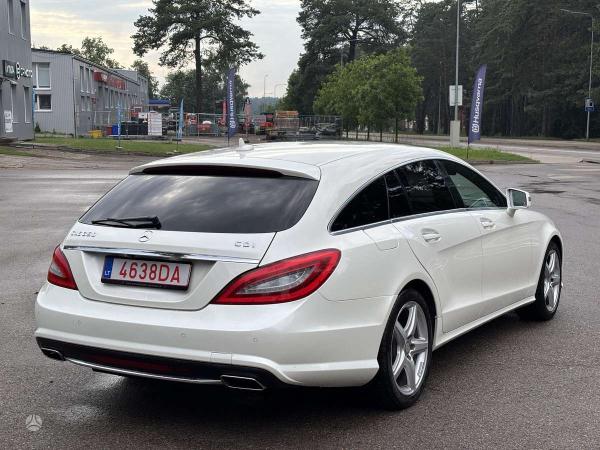 Balts Mercedes-Benz CLS 350 2013 Druskininkai, ar dzinēja tilpumu 2.99 L un nobraukumu 285 tūkst. km par 11999 €, foto 7 vietnē AUTOMOTO.COM.LV
