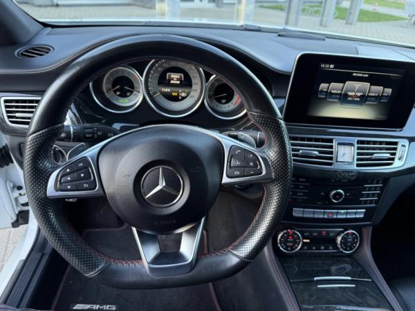 Balts Mercedes-Benz CLS 350 2015 Rīga, ar dzinēja tilpumu 3.00 L un nobraukumu 280 tūkst. km par 11300 €, foto 10 vietnē AUTOMOTO.COM.LV