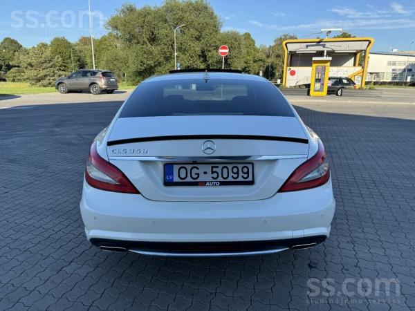 Balts Mercedes-Benz CLS 350 2011 Liepāja, ar dzinēja tilpumu 3.00 L un nobraukumu 280 tūkst. km par 13800 €, foto 7 vietnē AUTOMOTO.COM.LV