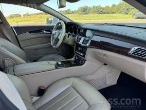 Белый Мерседес ЦЛС 350 2011 в Лиепая, объемом двигателя 3.00 л и пробегом 280 тыс. км за 13800 €, фото 14 на AUTOMOTO.COM.LV