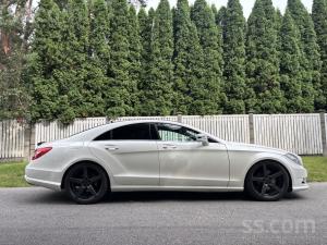 Balts Mercedes-Benz CLS 350 2011 Rīga, ar dzinēja tilpumu 3.00 L un nobraukumu 307 tūkst. km par 10790 €, foto 3 vietnē AUTOMOTO.COM.LV