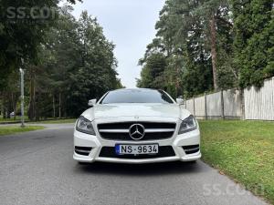 Balts Mercedes-Benz CLS 350 2011 Rīga, ar dzinēja tilpumu 3.00 L un nobraukumu 307 tūkst. km par 10790 €, foto 4 vietnē AUTOMOTO.COM.LV