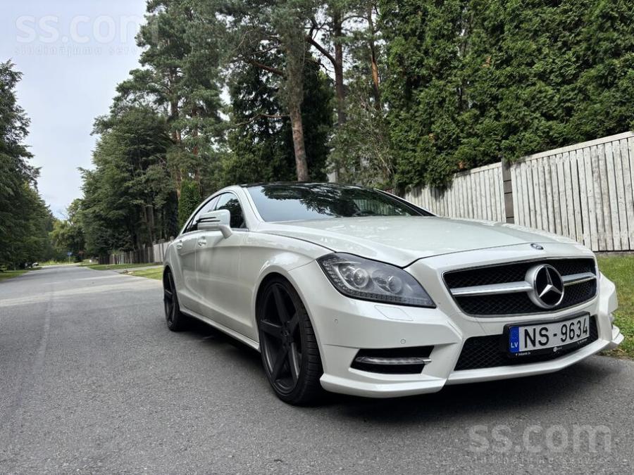 Balts Mercedes-Benz CLS 350 2011 Rīga, ar dzinēja tilpumu 3.00 L un nobraukumu 307 tūkst. km par 10790 €, foto 5 vietnē AUTOMOTO.COM.LV
