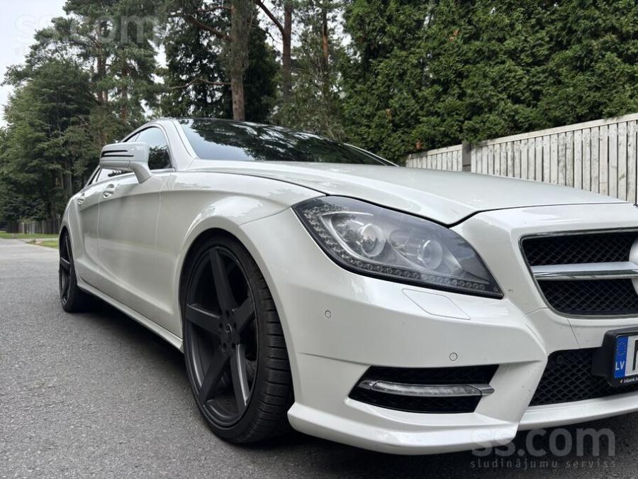 Balts Mercedes-Benz CLS 350 2011 Rīga, ar dzinēja tilpumu 3.00 L un nobraukumu 307 tūkst. km par 10790 €, foto 6 vietnē AUTOMOTO.COM.LV