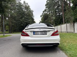 Balts Mercedes-Benz CLS 350 2011 Rīga, ar dzinēja tilpumu 3.00 L un nobraukumu 307 tūkst. km par 10790 €, foto 9 vietnē AUTOMOTO.COM.LV
