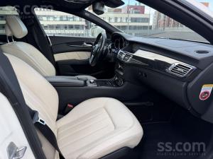 Balts Mercedes-Benz CLS 350 2011 Rīga, ar dzinēja tilpumu 3.50 L un nobraukumu 219 tūkst. km par 13500 €, foto 8 vietnē AUTOMOTO.COM.LV