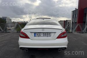 Balts Mercedes-Benz CLS 350 2011 Rīga, ar dzinēja tilpumu 3.50 L un nobraukumu 219 tūkst. km par 13500 €, foto 12 vietnē AUTOMOTO.COM.LV
