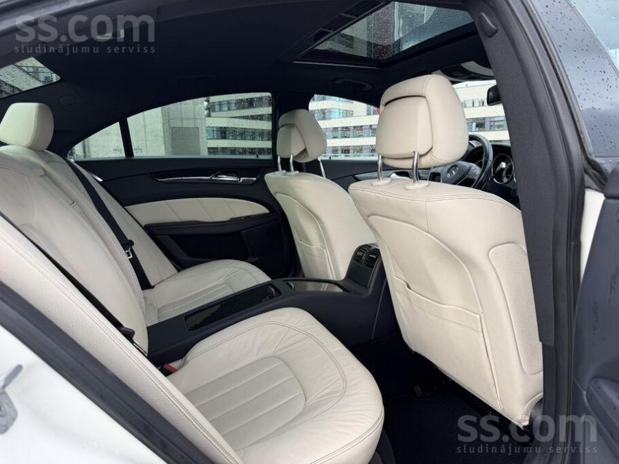 Balts Mercedes-Benz CLS 350 2011 Rīga, ar dzinēja tilpumu 3.50 L un nobraukumu 219 tūkst. km par 13500 €, foto 14 vietnē AUTOMOTO.COM.LV