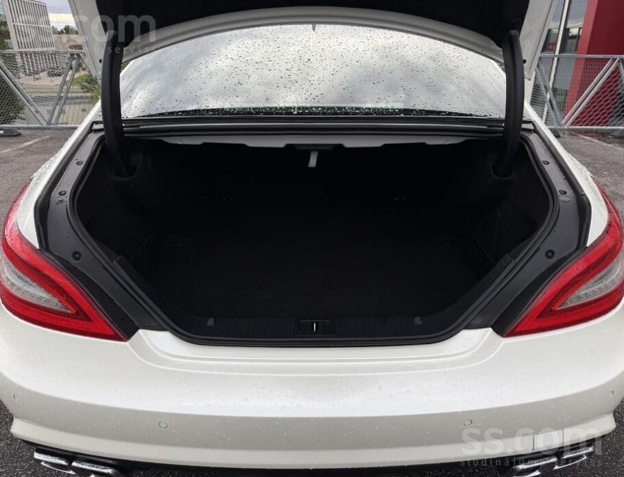 Balts Mercedes-Benz CLS 350 2011 Rīga, ar dzinēja tilpumu 3.50 L un nobraukumu 219 tūkst. km par 13500 €, foto 15 vietnē AUTOMOTO.COM.LV