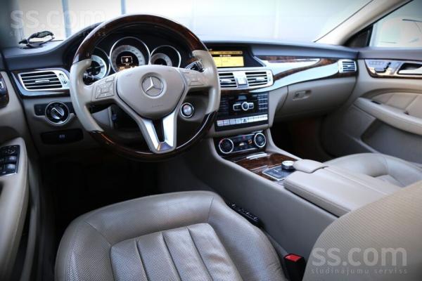 Balts Mercedes-Benz CLS 350 2012 Rīga, ar dzinēja tilpumu 3.50 L un nobraukumu 260 tūkst. km par 13990 €, foto 5 vietnē AUTOMOTO.COM.LV