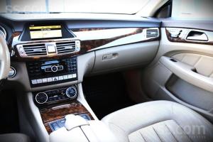 Белый Мерседес ЦЛС 350 2012 в Рига, объемом двигателя 3.50 л и пробегом 260 тыс. км за 13990 €, фото 7 на AUTOMOTO.COM.LV