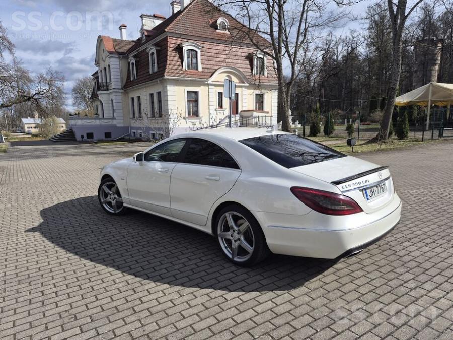 Белый Мерседес ЦЛС 350 2012 в Даугавпилс, объемом двигателя 3.00 л и пробегом 274 тыс. км за 14399 €, фото 4 на AUTOMOTO.COM.LV