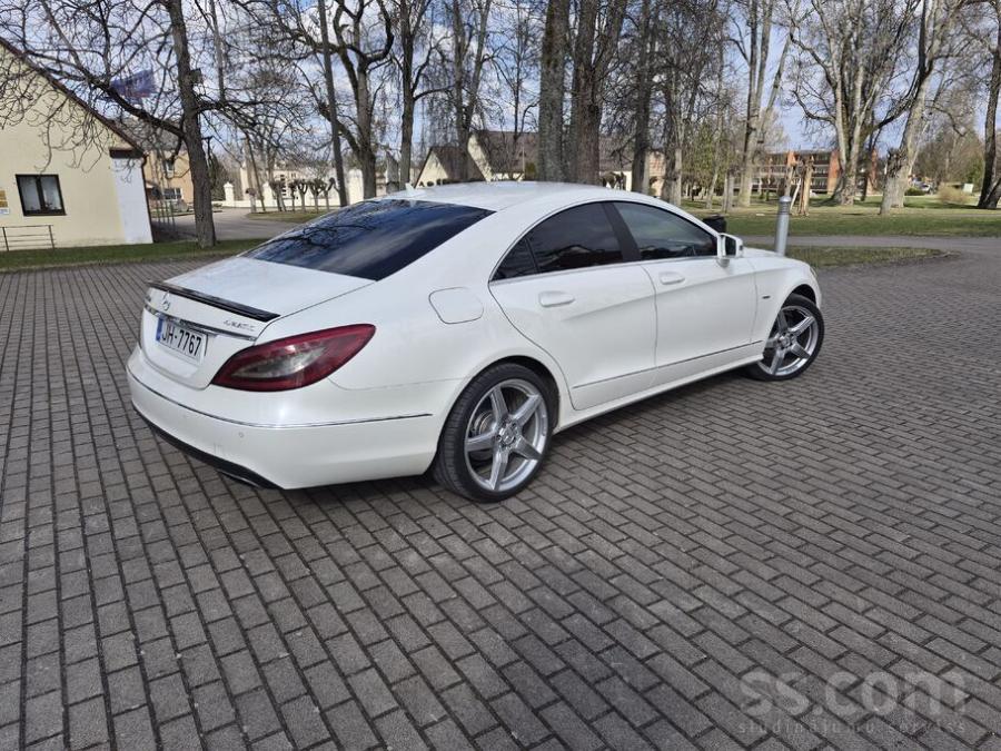 Белый Мерседес ЦЛС 350 2012 в Даугавпилс, объемом двигателя 3.00 л и пробегом 274 тыс. км за 14399 €, фото 5 на AUTOMOTO.COM.LV