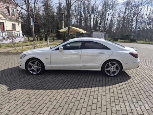 Белый Мерседес ЦЛС 350 2012 в Даугавпилс, объемом двигателя 3.00 л и пробегом 274 тыс. км за 14399 €, фото 5 на AUTOMOTO.COM.LV
