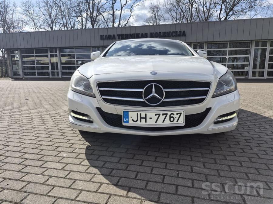Белый Мерседес ЦЛС 350 2012 в Даугавпилс, объемом двигателя 3.00 л и пробегом 274 тыс. км за 14399 €, фото 10 на AUTOMOTO.COM.LV