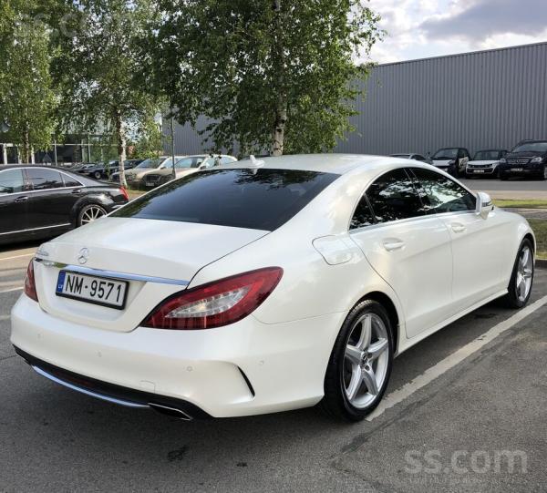 Balts Mercedes-Benz CLS 350 2013 Rīga, ar dzinēja tilpumu 3.00 L un nobraukumu 212 tūkst. km par 17000 €, foto 4 vietnē AUTOMOTO.COM.LV
