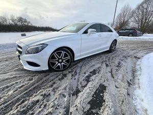 White Mercedes-Benz CLS 350 2015 in Panevezys, with an engine capacity of 3.00 L and mileage of 143 thousand km for 22000 €, photo  on AUTOMOTO.COM.LV