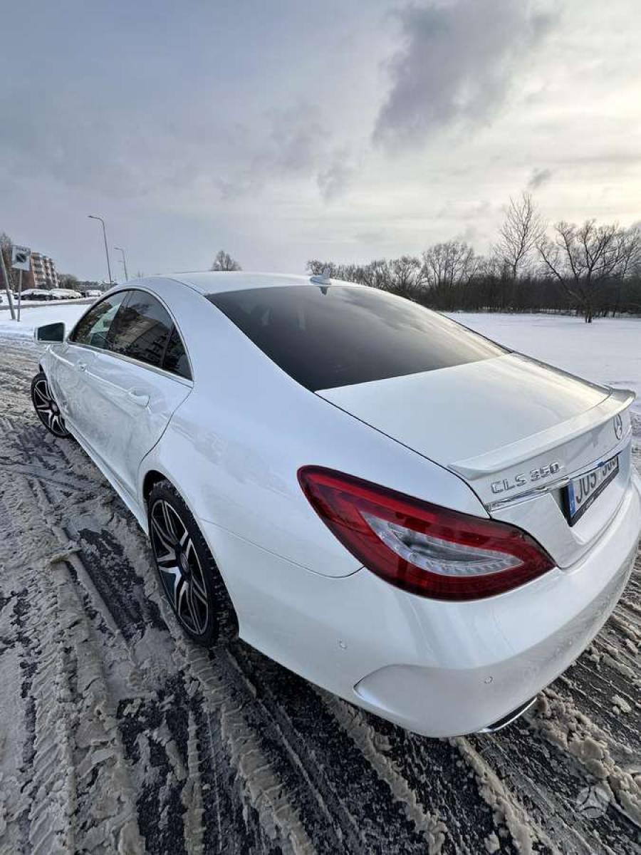 Balts Mercedes-Benz CLS 350 2015 Panevēža, ar dzinēja tilpumu 3.00 L un nobraukumu 143 tūkst. km par 22000 €, foto 15 vietnē AUTOMOTO.COM.LV