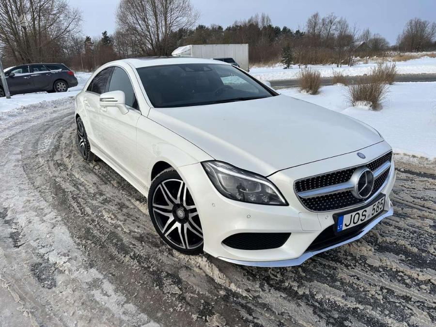 Balts Mercedes-Benz CLS 350 2015 Panevēža, ar dzinēja tilpumu 3.00 L un nobraukumu 143 tūkst. km par 22000 €, foto 27 vietnē AUTOMOTO.COM.LV