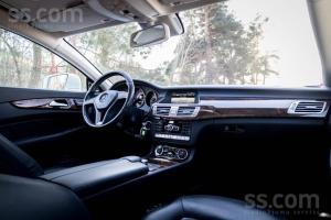 Белый Мерседес ЦЛС 350 2012 в Рига, объемом двигателя 3.00 л и пробегом 356 тыс. км за 10990 €, фото 12 на AUTOMOTO.COM.LV
