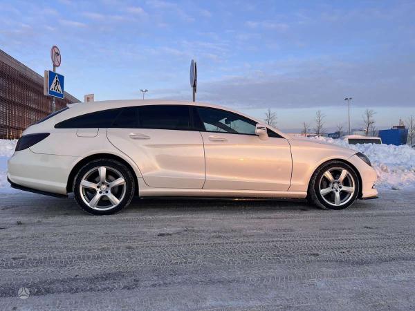 White Mercedes-Benz CLS 350 2013 in Klaipeda, with an engine capacity of 3.00 L and mileage of 380 thousand km for 13000 €, photo 3 on AUTOMOTO.COM.LV