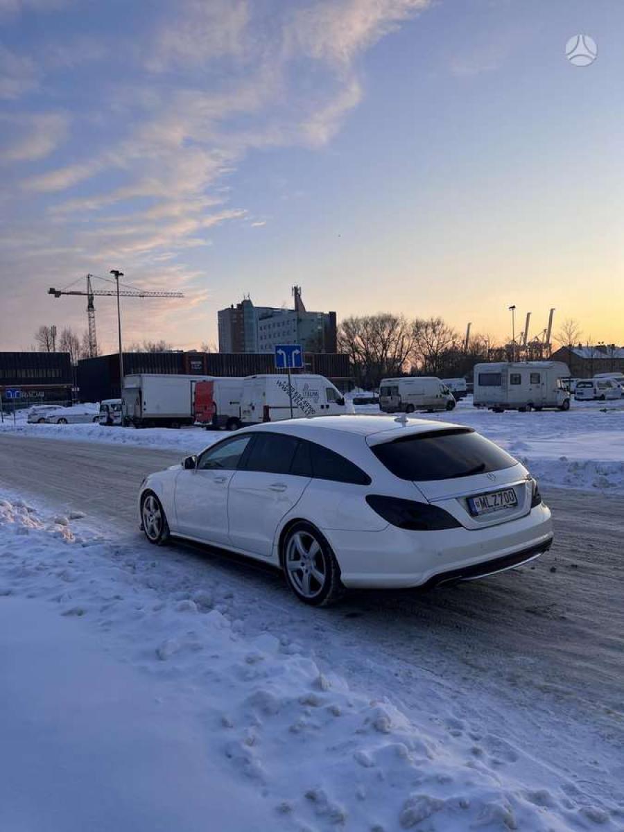 Balts Mercedes-Benz CLS 350 2013 Klaipėda, ar dzinēja tilpumu 3.00 L un nobraukumu 380 tūkst. km par 13000 €, foto 10 vietnē AUTOMOTO.COM.LV
