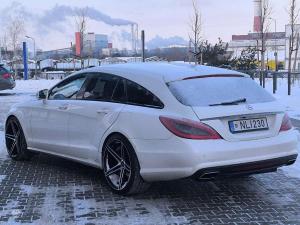 White Mercedes-Benz CLS 350 2013 in Vilnius, with an engine capacity of 2.99 L and mileage of 323 thousand km for 13000 €, photo 2 on AUTOMOTO.COM.LV